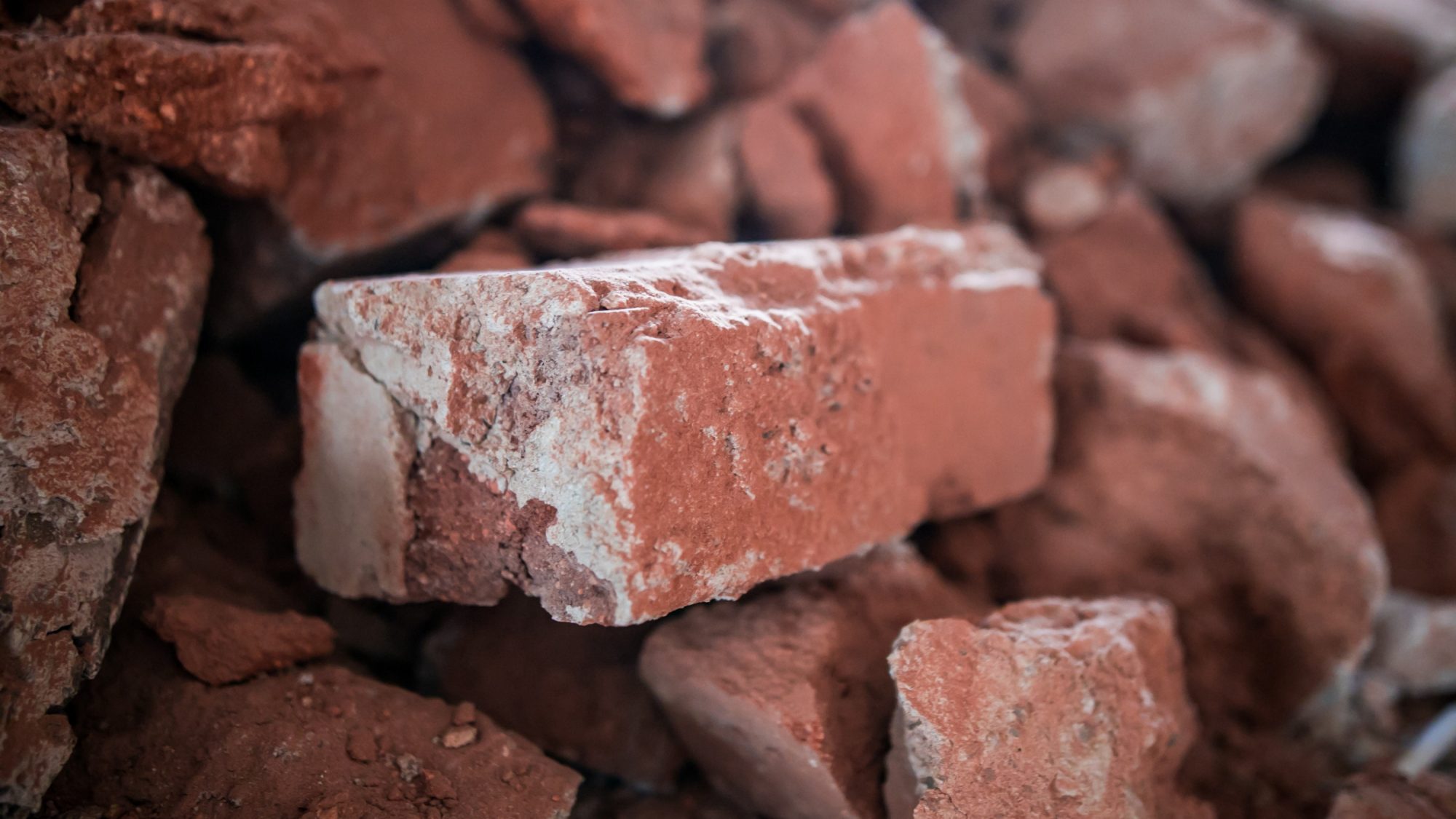 Urban mining: Recycling bricks for a circular economy