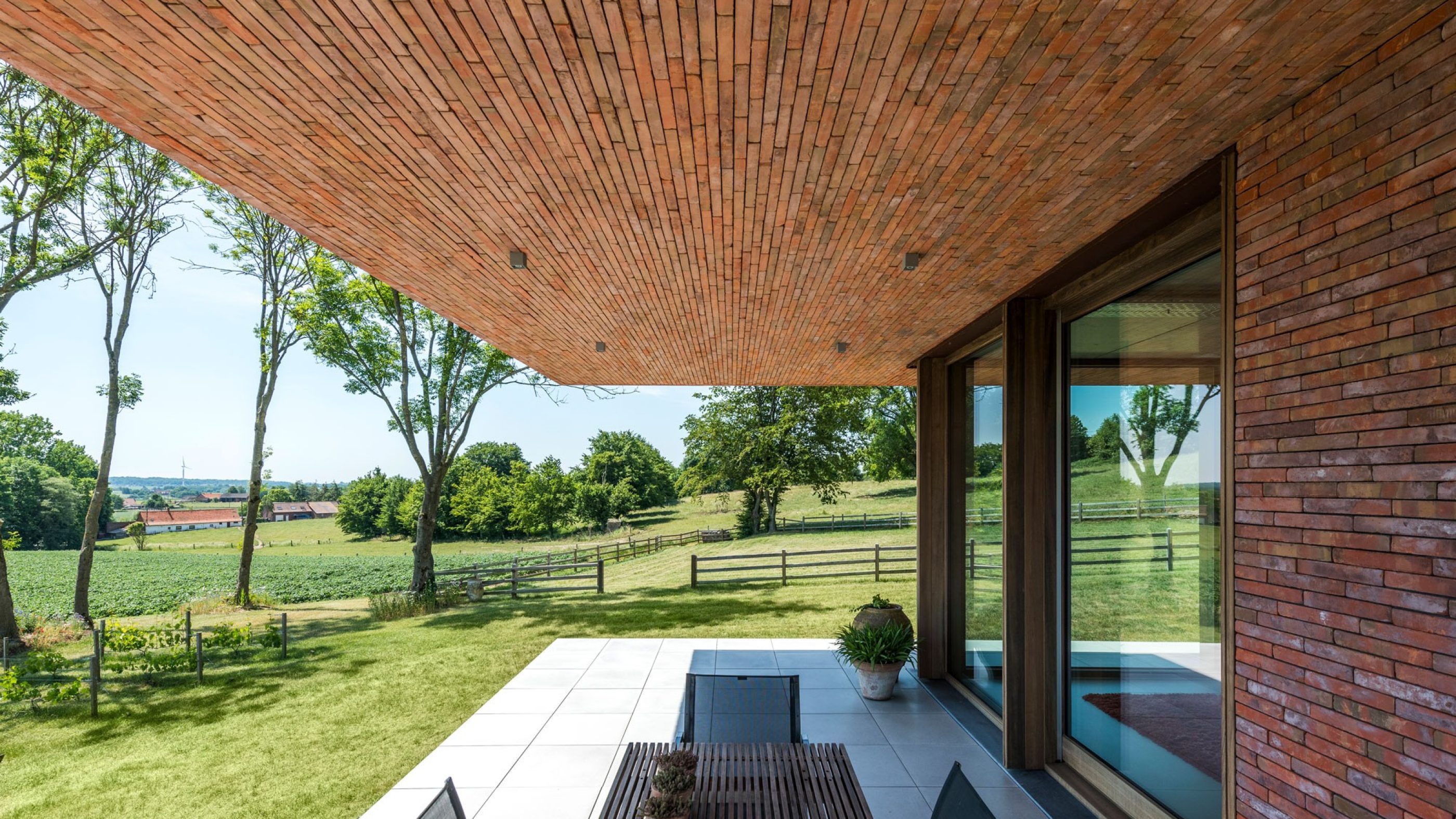 Slim bricks for greater climate protection